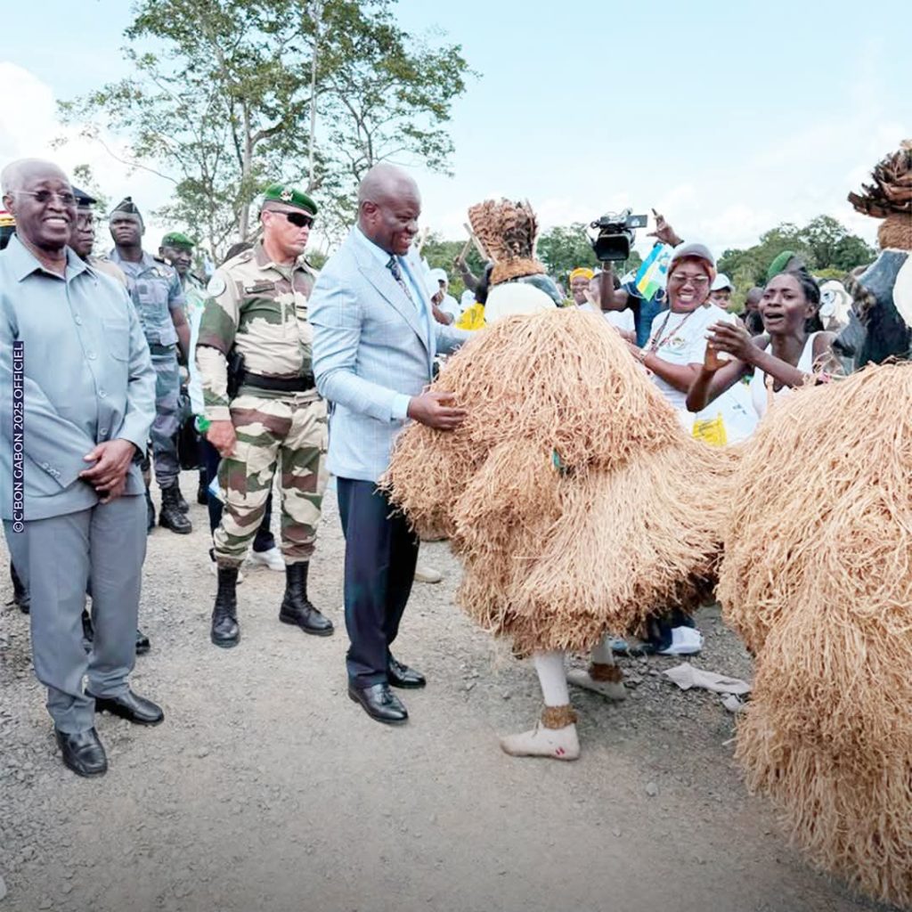[Gabon] LE PRESIDENT DE LA TRANSITION LE GENERALE DE BRIGADE BRICE ...