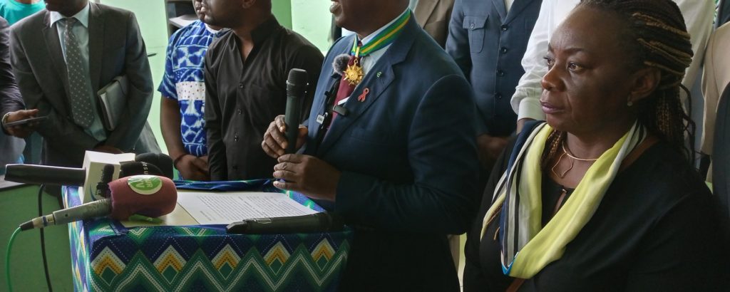 [Gabon] Raymond Ndong Sima a répondu aux accusations du vice-président ...